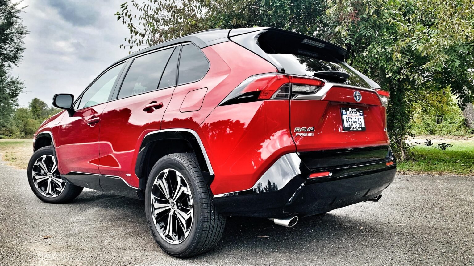 Hispanic Heritage Month: Great Family Cars For Latinos | Trendy Latina