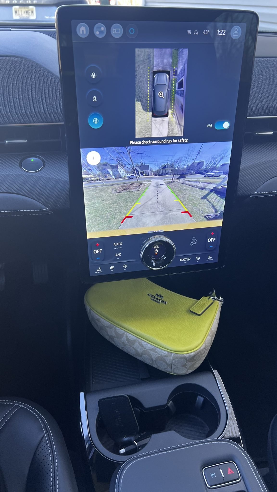 5 Amazing Things About The Mustang Mach-E | Trendy Latina