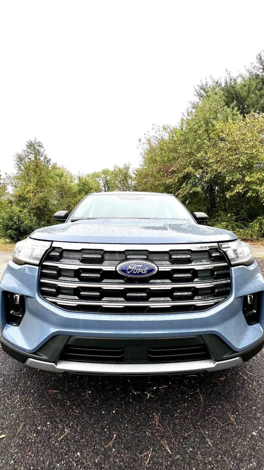 2025 Ford Explorer First Look | Trendy Latina